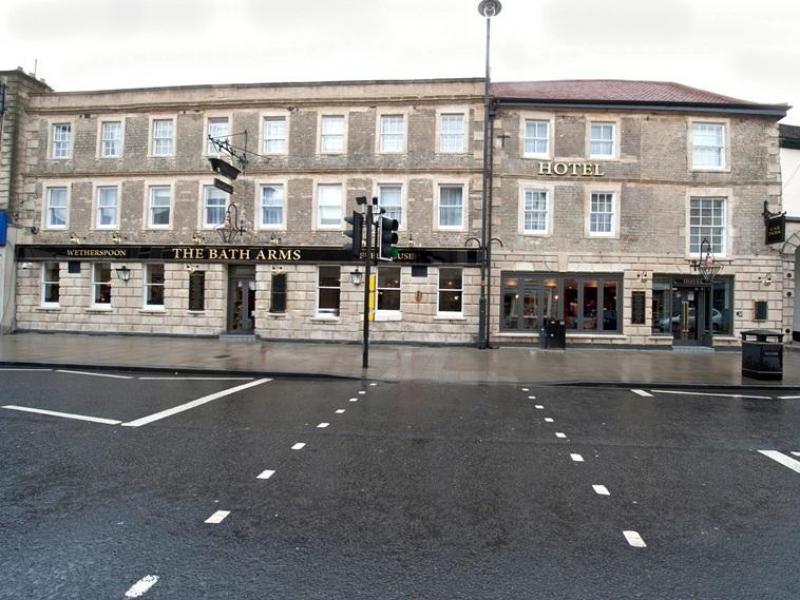 Bath Arms, Warminster • whatpub.com